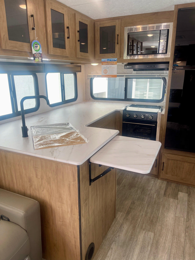 New Luxury Caravans Alpha Wolf Freedom Express – Select Caravans Limited