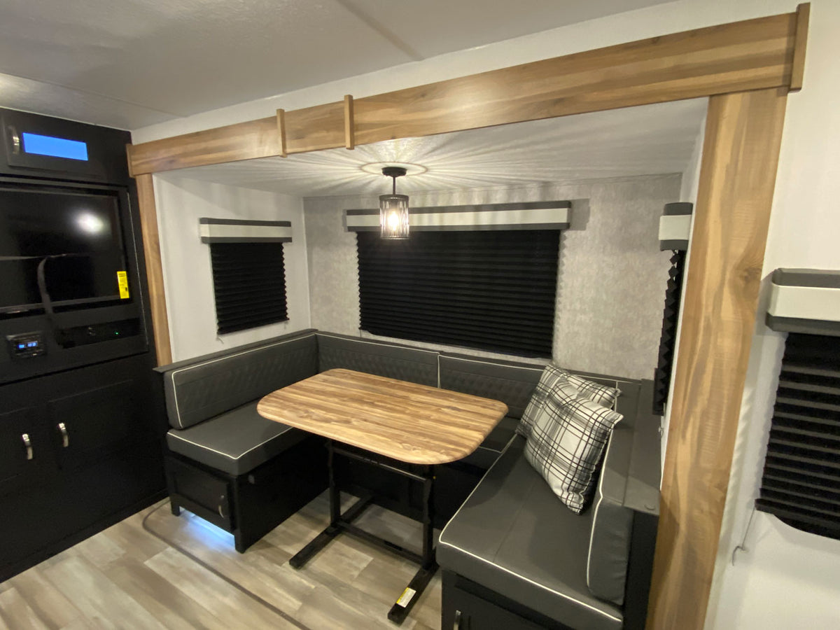 New Luxury Caravans Alpha Wolf Freedom Express – Select Caravans Limited